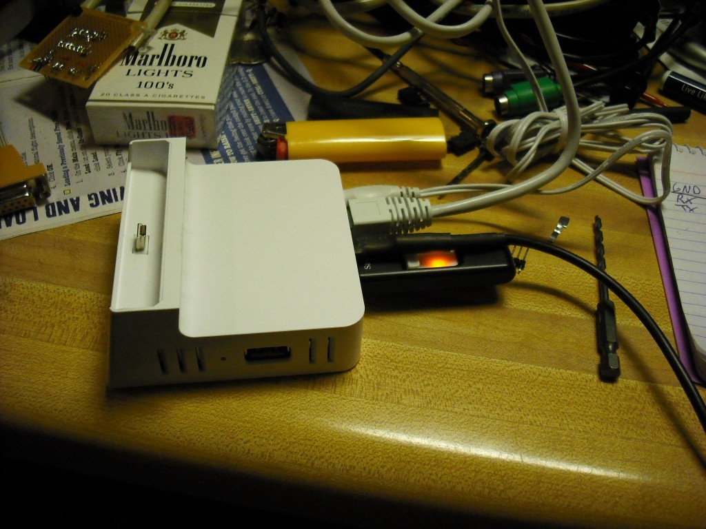 Seagate Dockstar: Add an accessible serial port « Your Warranty Is Void.com